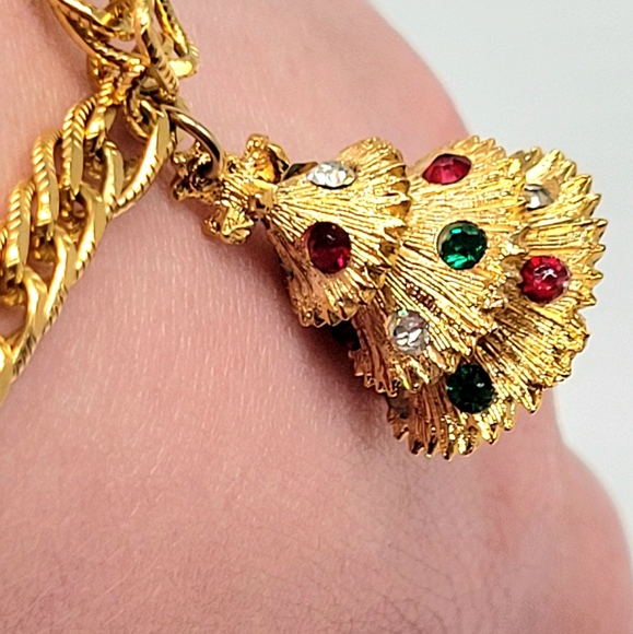 Coro | Jewelry | Vintage Coro Rhinestone Christmas Tree Charm Bracelet ...